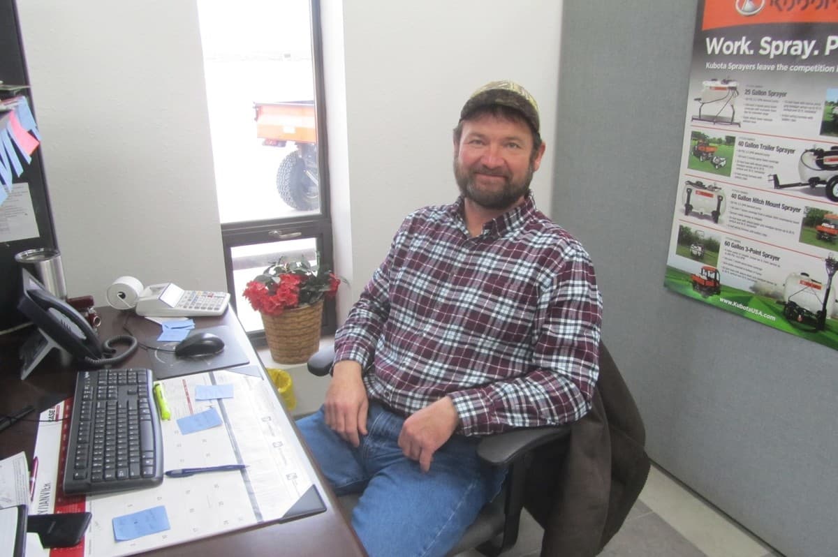 Sales Department - Mascoutah Equipment Co Inc.